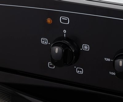 Духовой шкаф GEFEST ДГЭ 601-01 А, черный – купить в Ситилинк | 477156