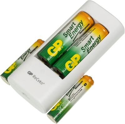 Обзор товара aA/AAA Аккумулятор + зарядное устройство GP Smart Energy ...