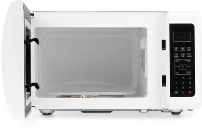 Микроволновая печь SunWind SUN-MW005, 700Вт, 20л, белый /черный ...