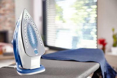 Утюг Tefal FV5736E0, 2500Вт, синий [1830008076] – купить в Ситилинк ...