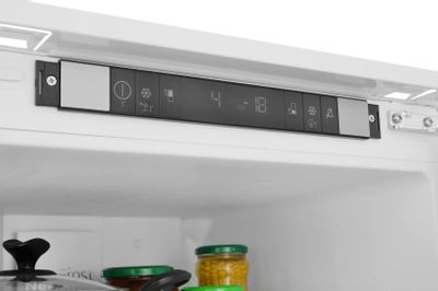 Встраиваемый холодильник Beko Diffusion BCNA275E2S, No Frost, 275л, 177 ...
