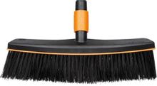 Метла Fiskars QuikFit пластик 38см черный/оранжевый (1001416) – купить ...