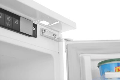 Встраиваемый холодильник Beko Diffusion BCNA275E2S, No Frost, 275л, 177 ...