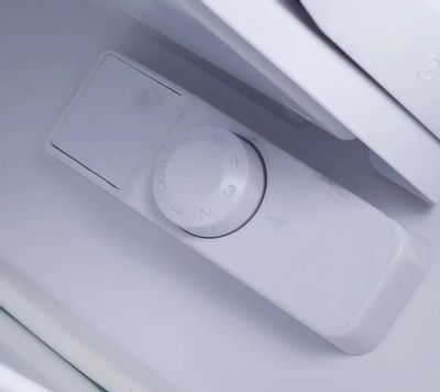 Холодильник однокамерный NORDFROST NR 402 B черный – купить в Ситилинк ...