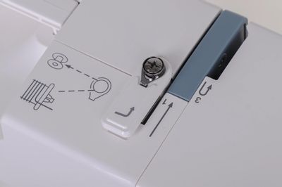 Швейная машина Janome 521, белый – купить в Ситилинк | 360789